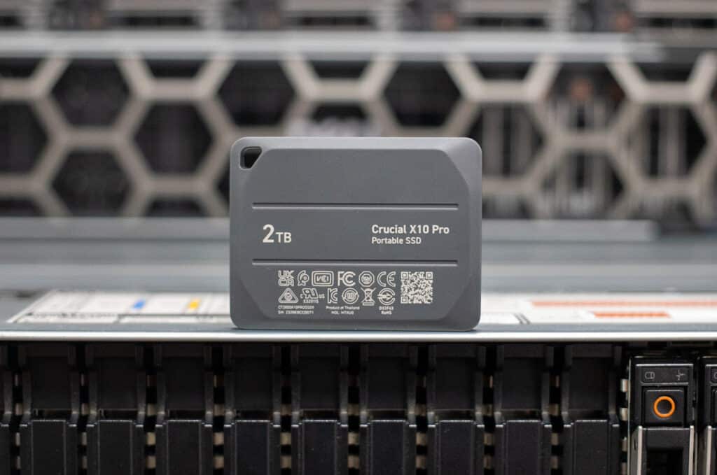 Crucial X10 Pro 便携式 SSD 评测 - StorageReview.com Crucial X10 Pro 便携式 SSD 评测 - StorageReview.com